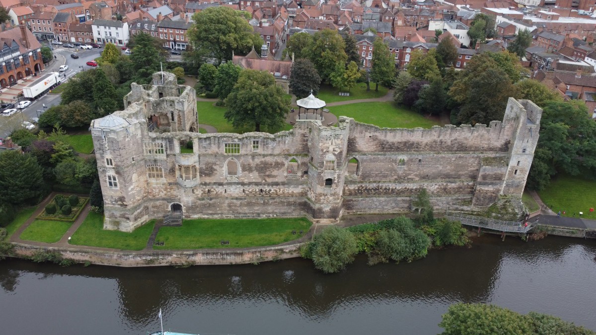 Newark Castle, Nottinghamshire – Pinned on Places